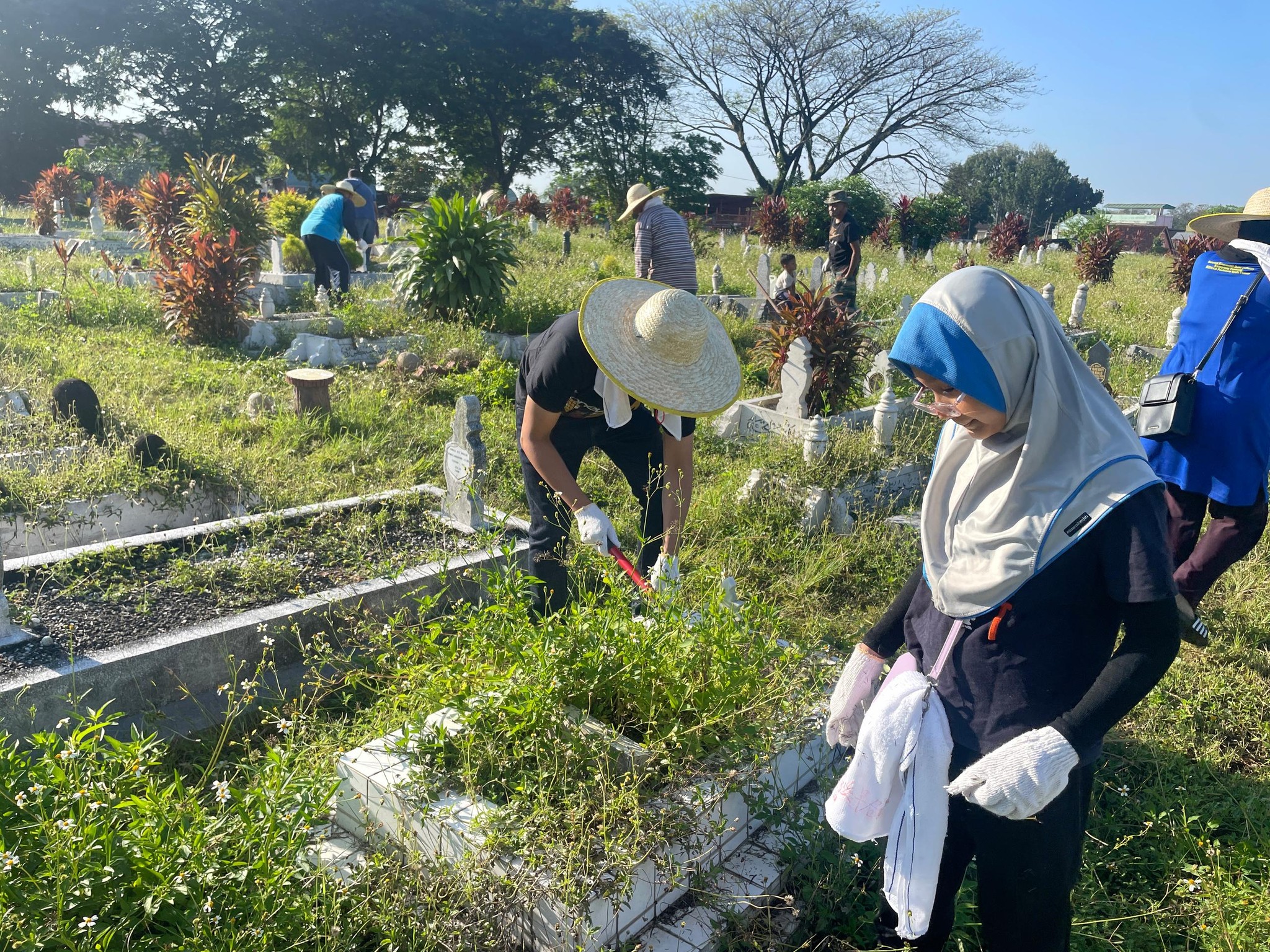 PROGRAM GOTONG ROYONG TANAH PERKUBURAN ISLAM JALAN BENDAHARA – JomBantu.org